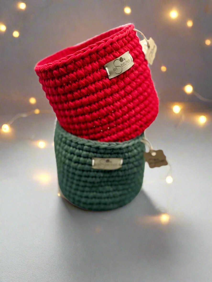‘In Stitches’ hand crocheted pot plant holder – Impala Online