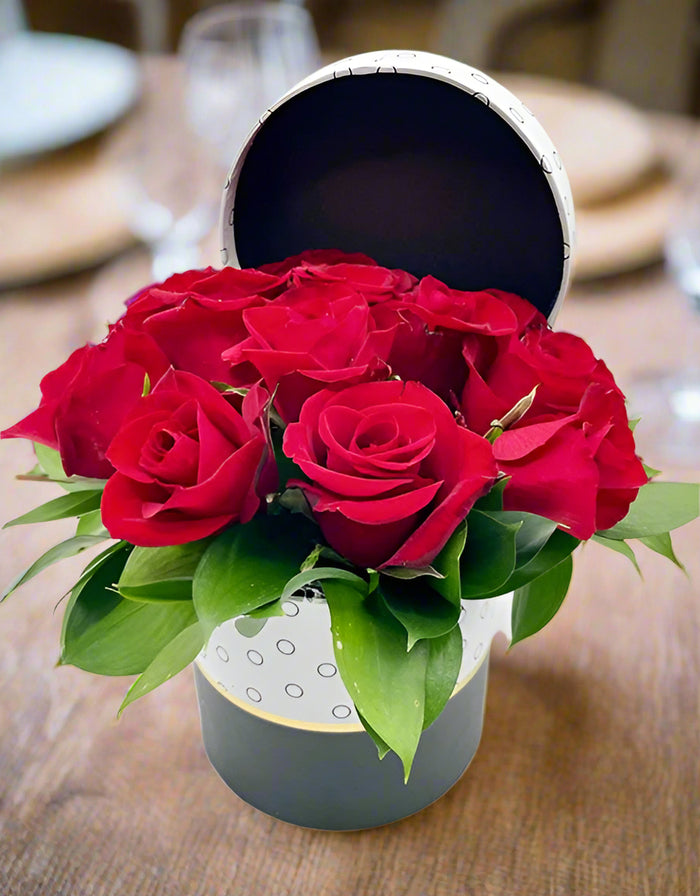 Box of Roses Arrangement – Impala Online